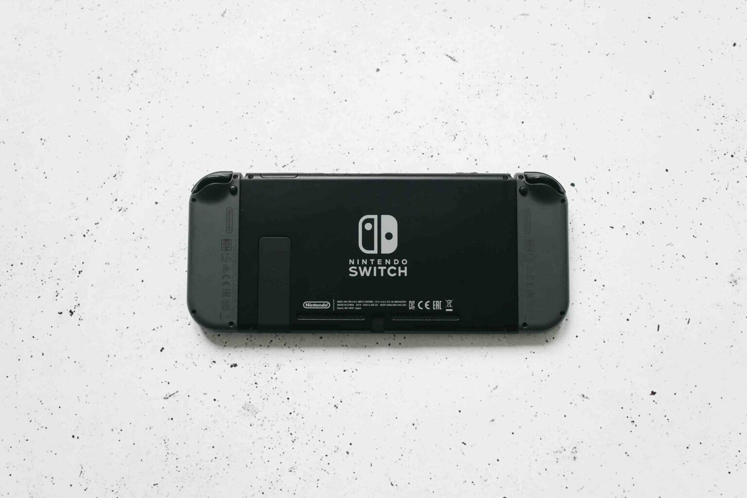 How To Connect Switch To TV Wirelessly (Guide, Tips, Tricks)