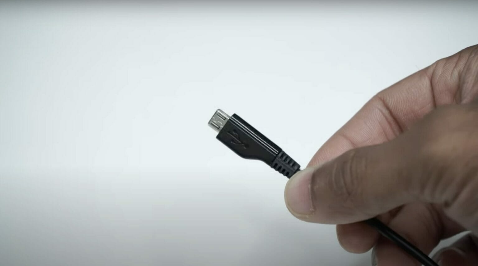 How To Make A Wired Controller Wireless (3 Methods)