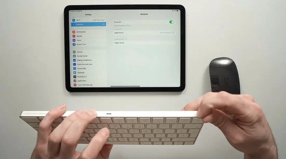 How To Connect A Wireless Keyboard To IPad (3 Simple Steps)